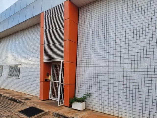 VENDE PREDIO NO SIA TRECHO 17