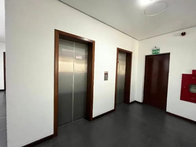 Vende sala, no bairro Centro, em Canoas/RS