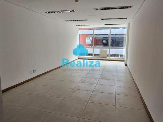 VENDE SALA 01 VAGA NO SIG QD 01, LTS 985/1055 CENTRO EMPRESARIAL PARQUE BRASÍLI