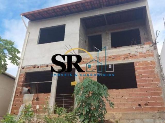 VENDE SE 2 CASAS NO BAIRRO SANTA TEREZINHA R$ 420.000,00