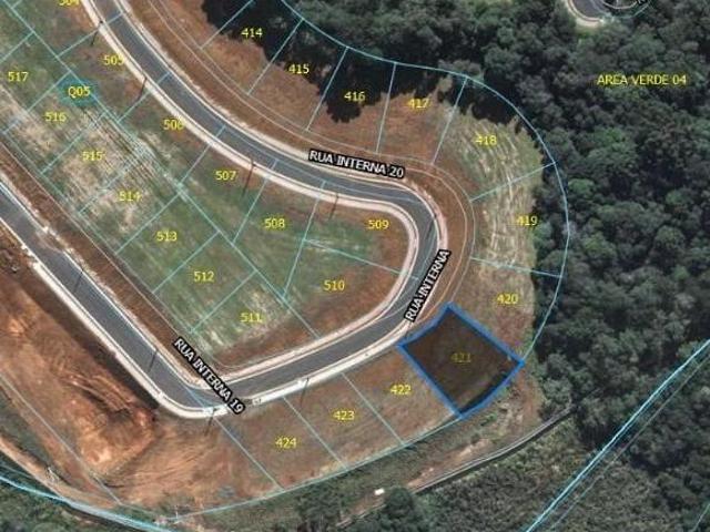 VENDE SE TERRENO NO RESIDENCIAL GRAND FOREST