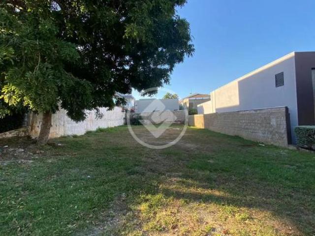 Vende se terreno Belvedere I 375m2. R$ 670.000,00