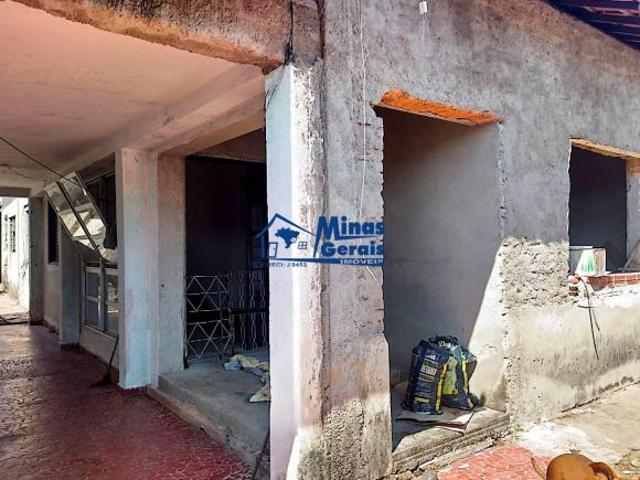VENDE SE TERRENO COM 3 CASAS NO JARDIM JACI