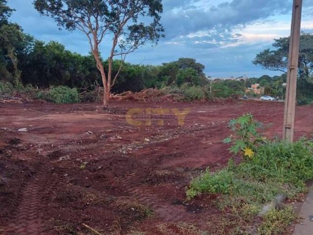 Vende se Terreno Comercial Bairro Santa Isabel VG