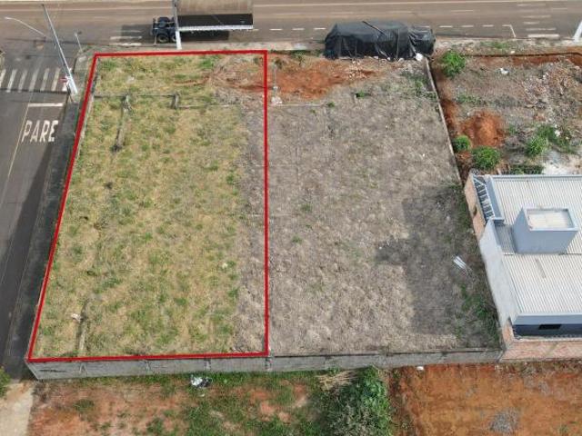 VENDE SE TERRENO EM AVENIDA NO BAIRRO NEW GOLDEN EM PATROCÍNIO MG