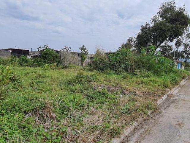 VENDE SE TERRENO EM PERUÍBE