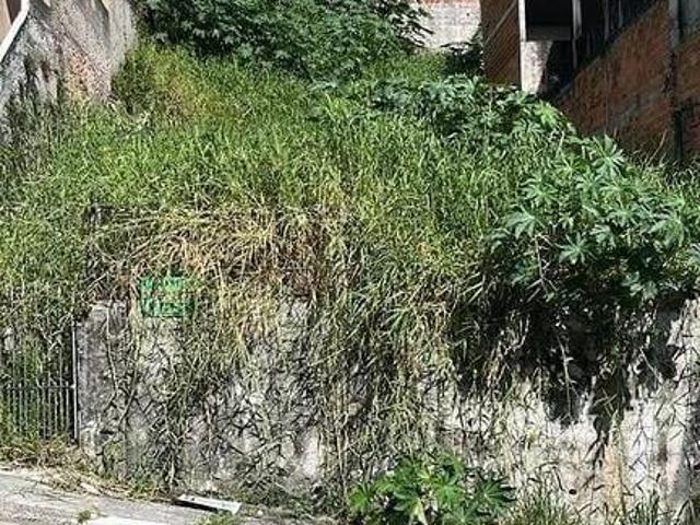 Vende se terreno em Taboão da Serra