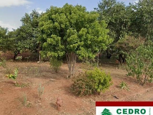 Vende se terreno localizado no bairro Monte Carlo, anexo ao Laluce!