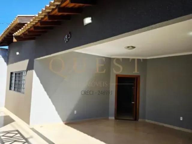 Vende se ótima casa com edícula jd. Caparroz
