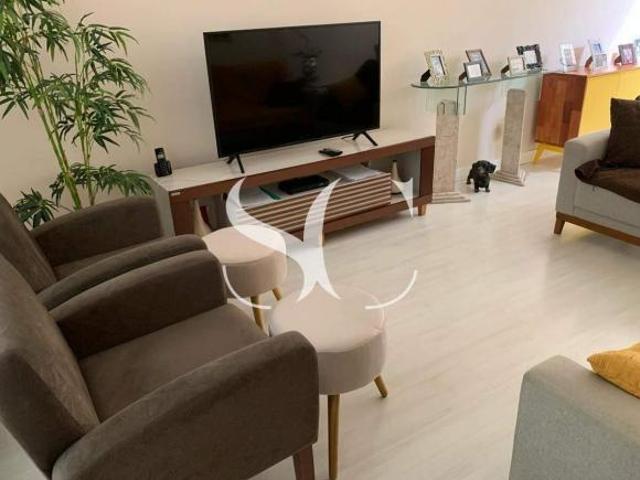 VENDE SE Triplex de 153m² no bairro da Vila Valença!