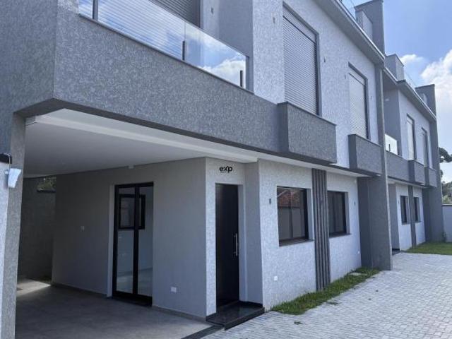 VENDE SE TRIPLEX EM CONDOMINIO FECHADO