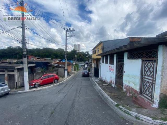 VENDE SE UMA CASA