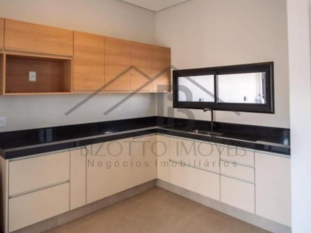VENDE SE UMA LINDA CASA NO JARDIM BOM SUCESSO NA CIDADE DE INDAIATUBA COM 3 DORMITORIOS C/ 1 SUITE C