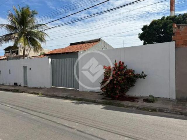 #Vende se ampla casa no Jardim Imperial II, com 04 quartos sendo 01 suíte, área construída de 250