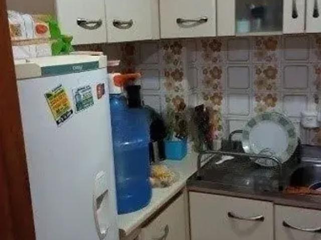 Vende se amplo apartamento 2 dorm, vaga coberta, predio c/ elevador 62m² Rio