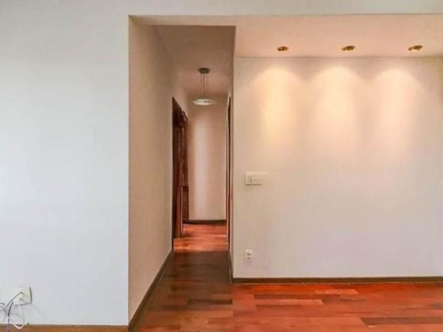 Vende se Apartamento 76M. 3 Dormitórios, 1 Vaga