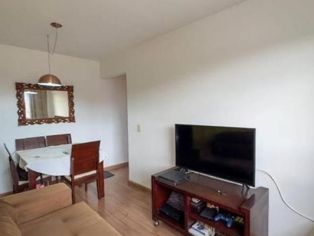 Vende se apartamento 02 Dormitórios Jardim São Luís