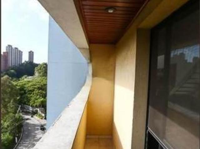 Vende se Apartamento 129M. 3 Dormitórios, 2 Vagas