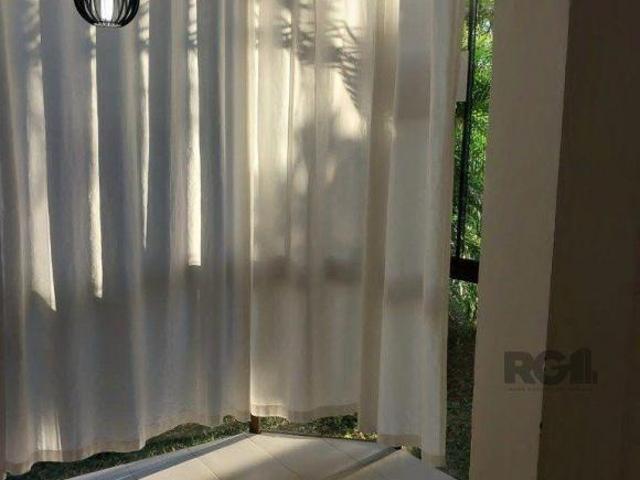 Vende se apartamento 2 dorm com vaga, sacada com churrasqueira 64m² Partenon
