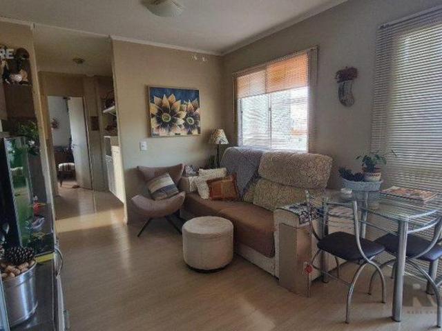 Vende se apartamento 3 dorm 2 vagas Bairro Morro Santana