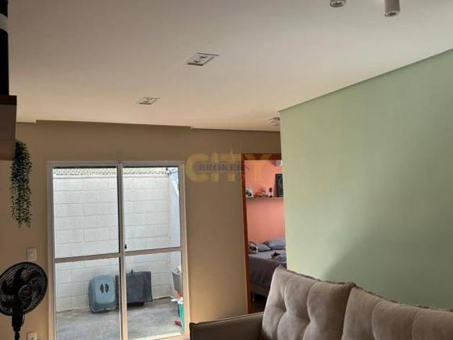 Vende se Apartamento Térreo com Garden Condomínio Chapada das Brisas