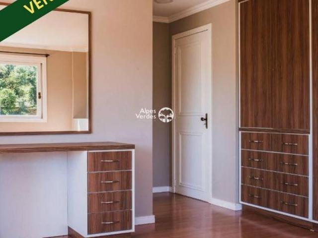 VENDE SE APARTAMENTO COM 03 QUARTOS E 147,95 m², NA CIDADE DE GRAMADO A 4 KM DO CENTRO