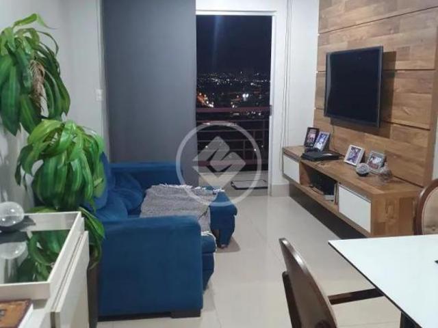 Vende se apartamento com 03 quartos sendo 01 suíte com móveis planejados