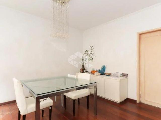 Vende se Apartamento com 138m² na Rua Dr Renato Paes de Barros no Itaim Bibi
