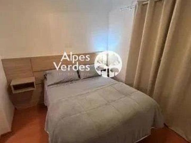 Vende se apartamento com 1 dormitorio a 3 minutos da Rua Coberta