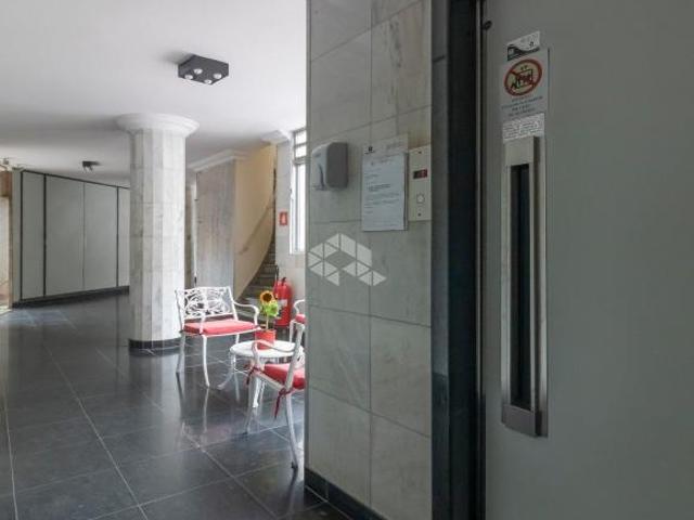 Vende se Apartamento com 1 dormitório à venda, 32 metros e 1 vaga Vila Buarque