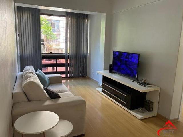 Vende se apartamento com 1 dormitório, 40 m² e 1 vaga Auxiliadora