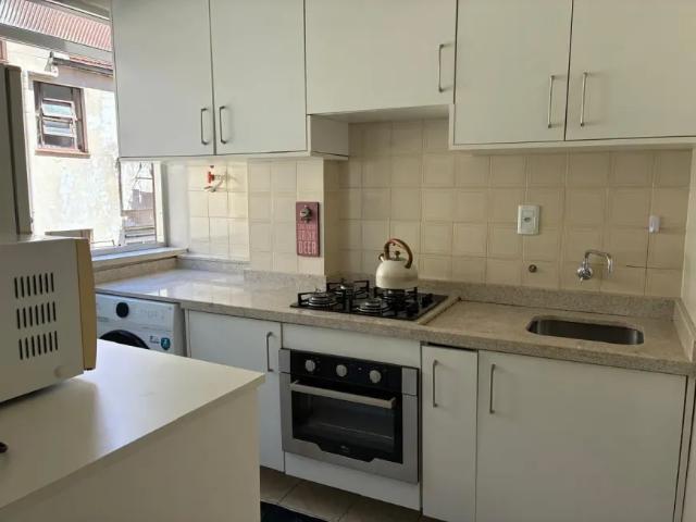 Vende se apartamento com 1 dormitório, 40 m² e 1 vaga Auxiliadora