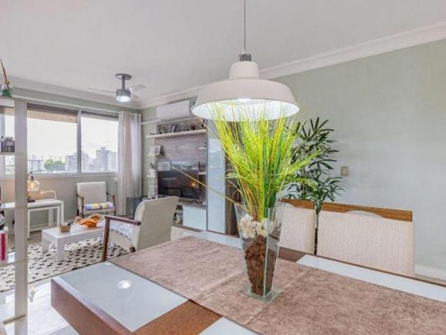 Vende se apartamento com 2 quartos 1 suíte, 68m² e 1 vaga – Vila Ipiranga