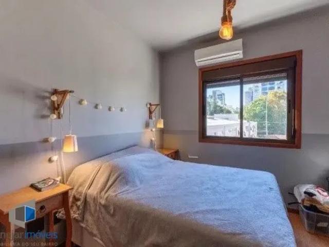 Vende se apartamento com dois quartos 1 suíte, 73M² e 1 vaga Rio Branco