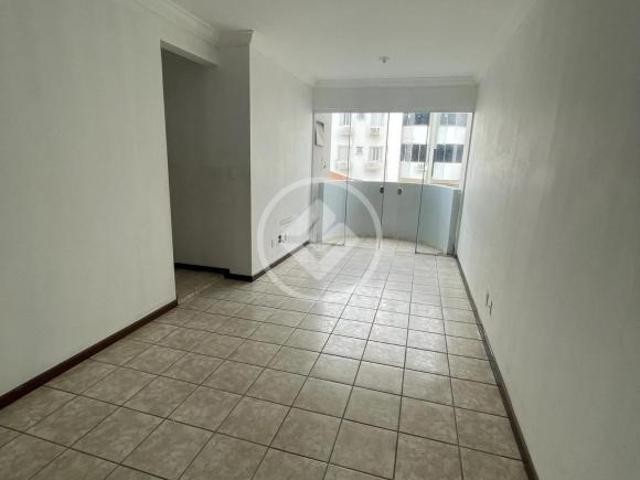 # Vende se apartamento com Excelente localização no Bairro Bosque da Saúde, com 71 m2 sendo 03 quar