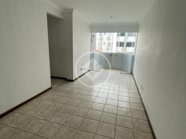 # Vende se apartamento com Excelente localização no Bairro Bosque da Saúde, com 71 m2 sendo 03 quar