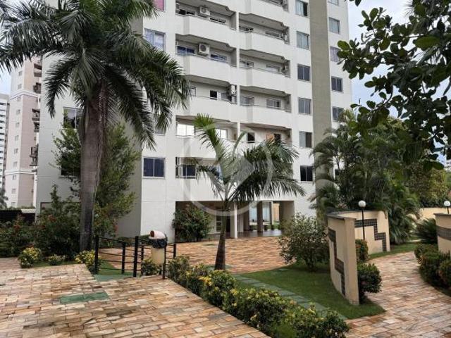 # Vende se apartamento com ótima localização no Bosque da Saúde, 102 m2, 3 quartos sendo uma suíte