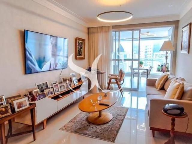 Vende se apartamento de 03 dormitórios sendo 03 suítes no bairro de Boqueirão em Santos
