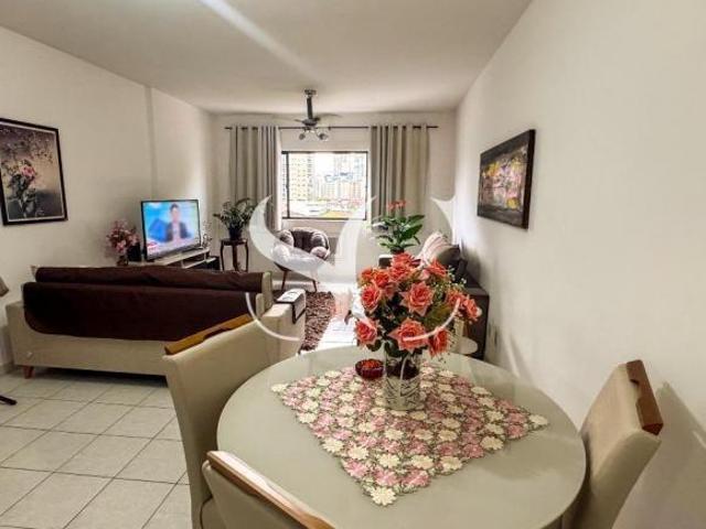 Vende se apartamento de 03 dormitórios sendo 01 suíte no Bairro de Ponta da Praia em Santos
