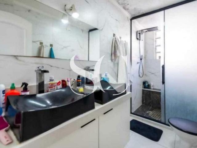 Vende se apartamento de 02 dormitórios no bairro de Boqueirão em Santos