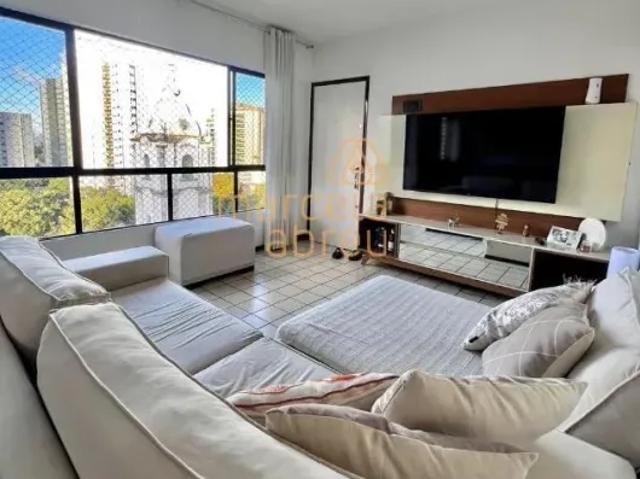 Vende se Apartamento de 107mÂ² no coraÃ§Ã£o dos Aflitos
