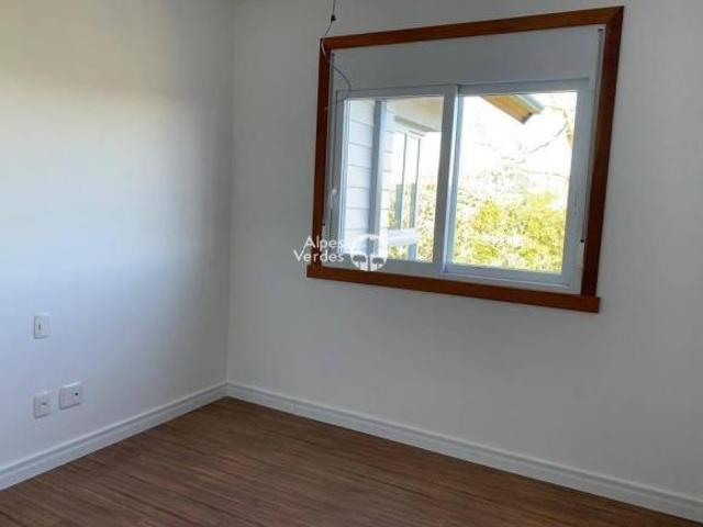 VENDE SE APARTAMENTO EM GRAMADO PROXIMO A RUA COBERTA