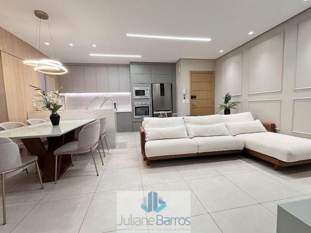 Vende se Apartamento Mobiliado Edifício Felicitá Plaenge
