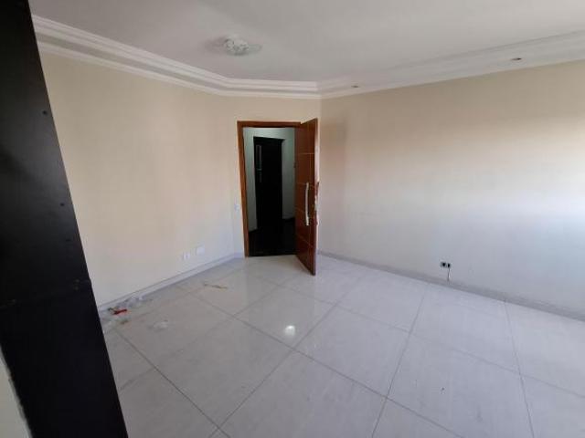 Vende se Apartamento na Yervant Oportunidade