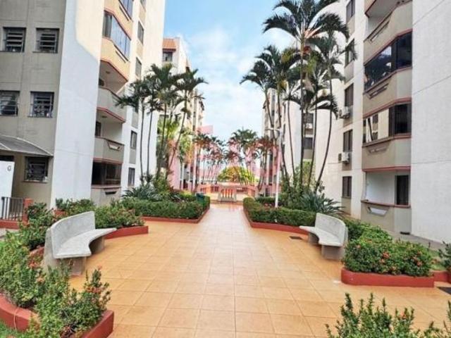 Vende se Apartamento no Centro da Cidade – Localização Privilegiada!