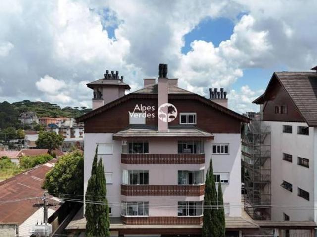 Vende se Apartamento, no Centro de Canela RS, com 3 quartos