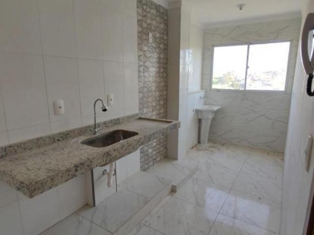 Vende se apartamento no Condomínio Eldorado Bloco II, Jardim Integração