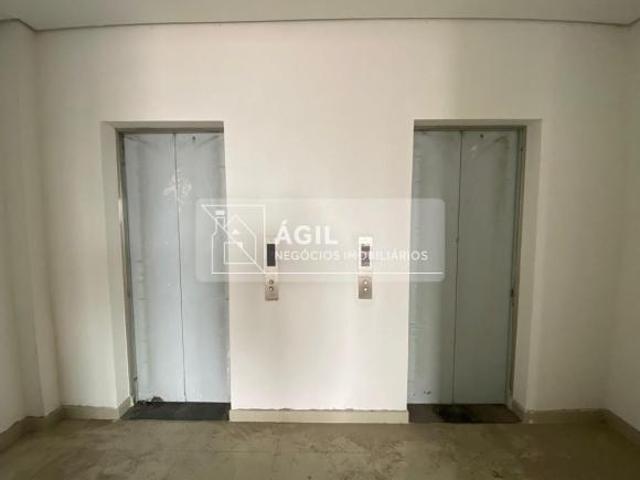 Vende se Apartamento no Condomínio Royal Palace no Parque Residencial Aquarius São José dos Campos