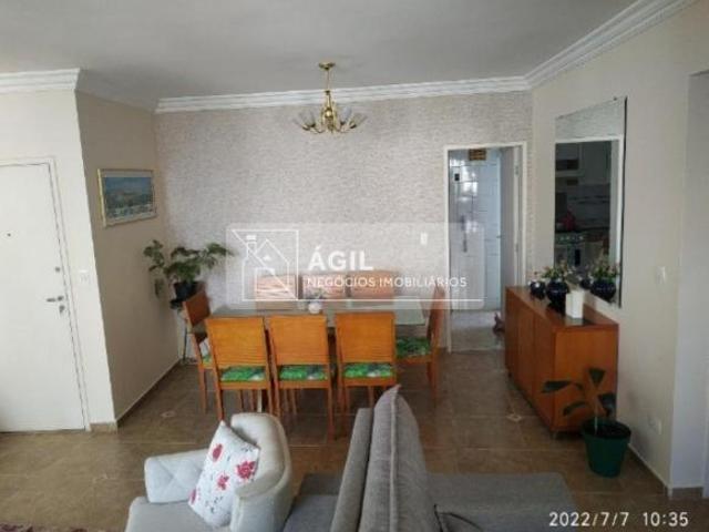 Vende se Apartamento no Edifício Di Varese Parque Residencial Aquarius