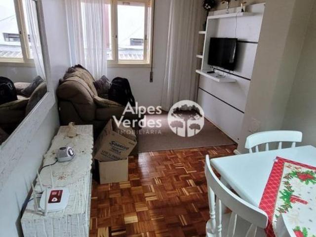 Vende se Apartamento no Edifício Querência no Centro de Canela